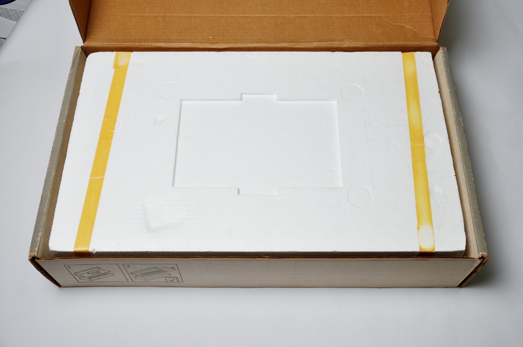 IBM PC AT original keyboard + original box – ClickyKeyboards