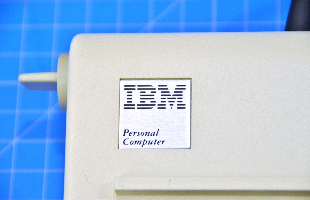 IBM PC XT original keyboard (83-key) – ClickyKeyboards