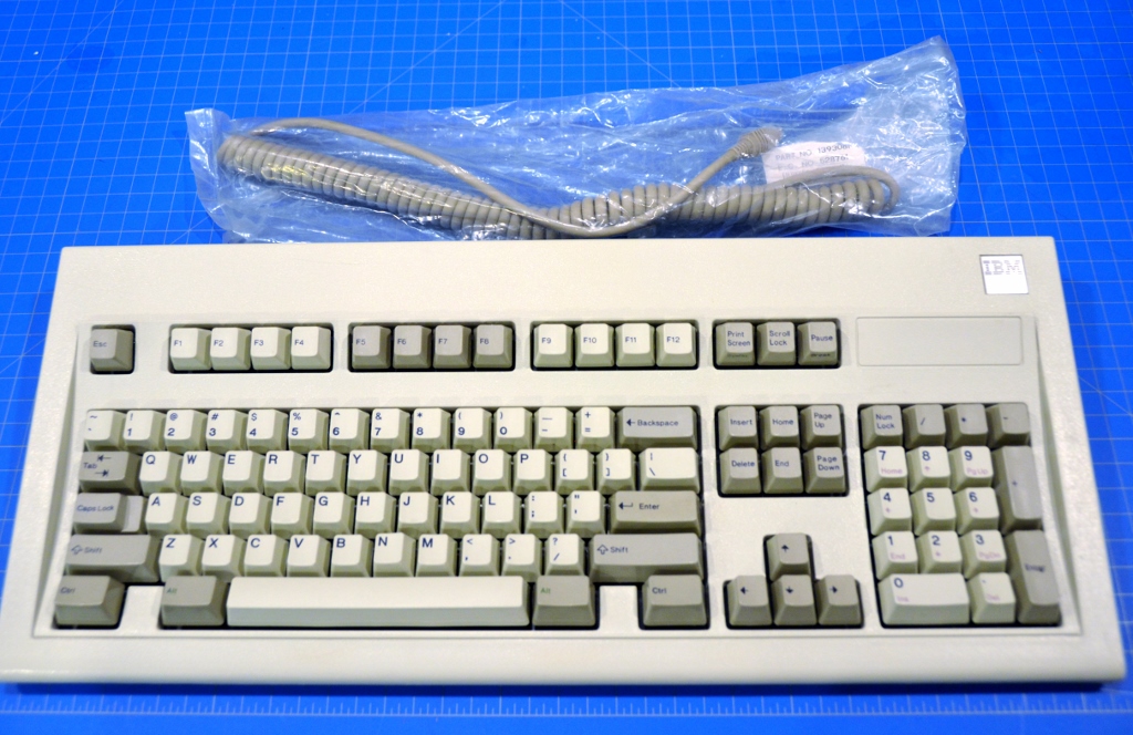 early 1986 IBM model M (1390120) Made by IBM 29 JAN 86 – ClickyKeyboards
