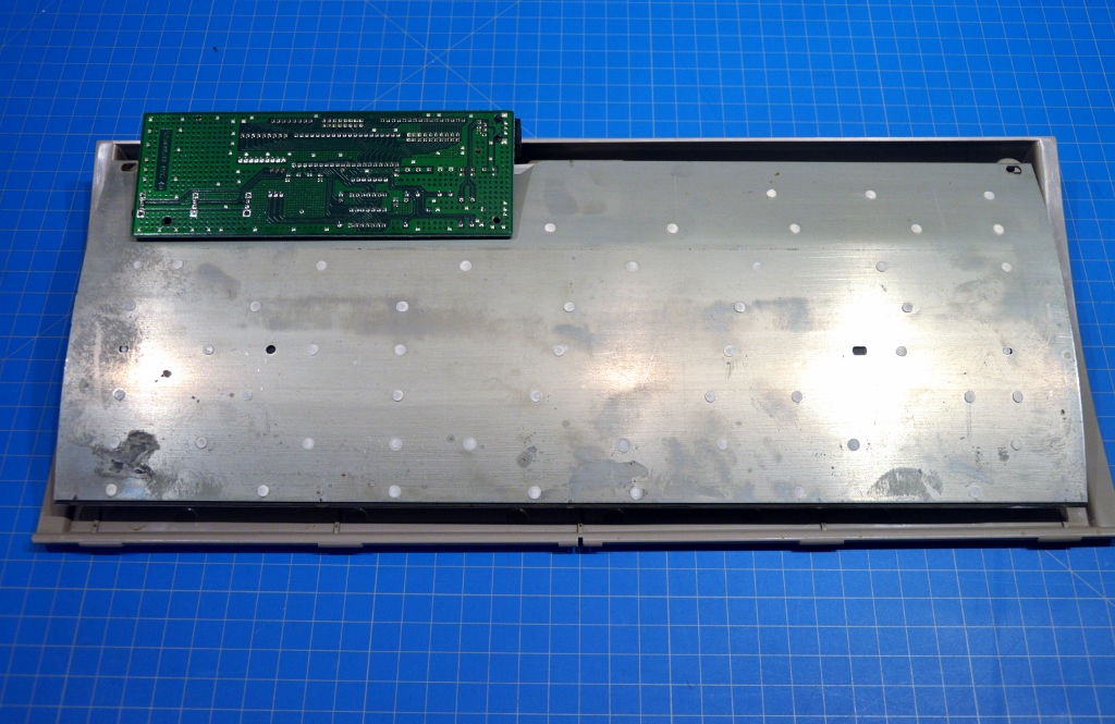 1990 AT&T buckling-spring keyboard 06-19-1990 – ClickyKeyboards